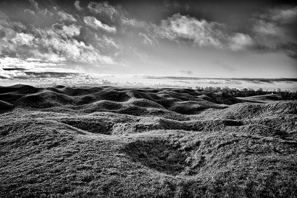 Jeff Gusky Uncovers the Hidden Lives of Soldiers in Stunning Photos of ...