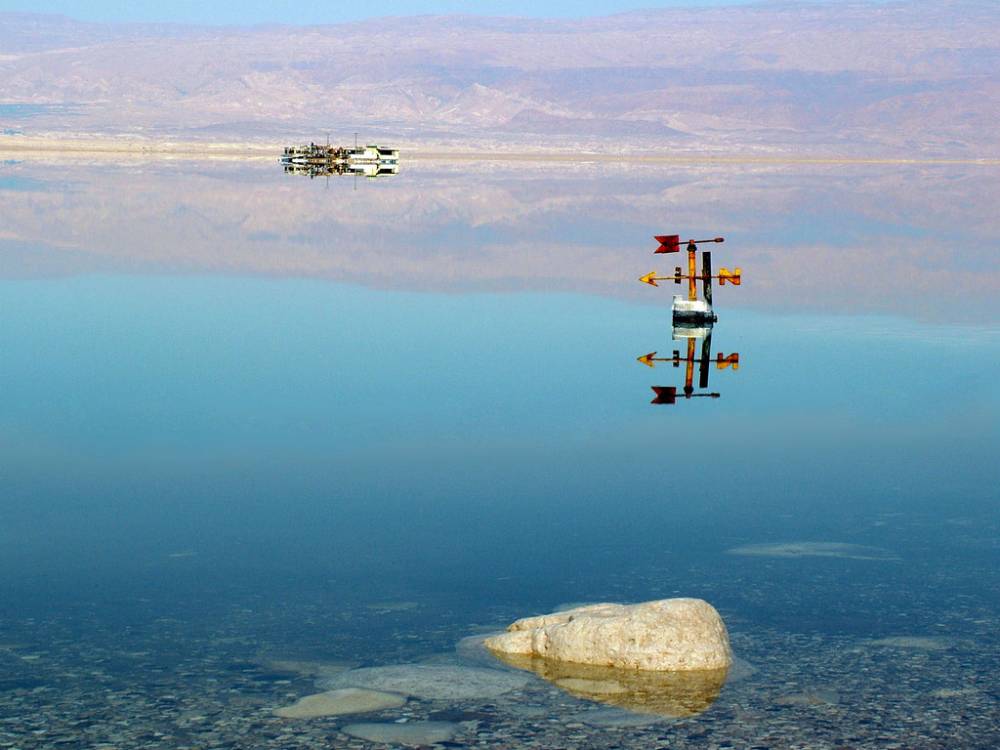 Reflection at the Dead sea (IL) | Shutterbug